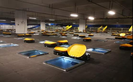 立镖机器人 - 智能分拣机器人 柔性智能分拣解决方案